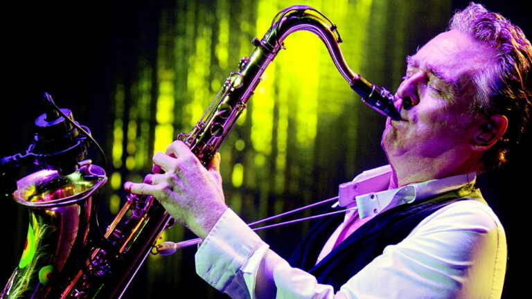 UB40, è morto a 62 anni Brian Travers, il fondatore del gruppo - imusicfun