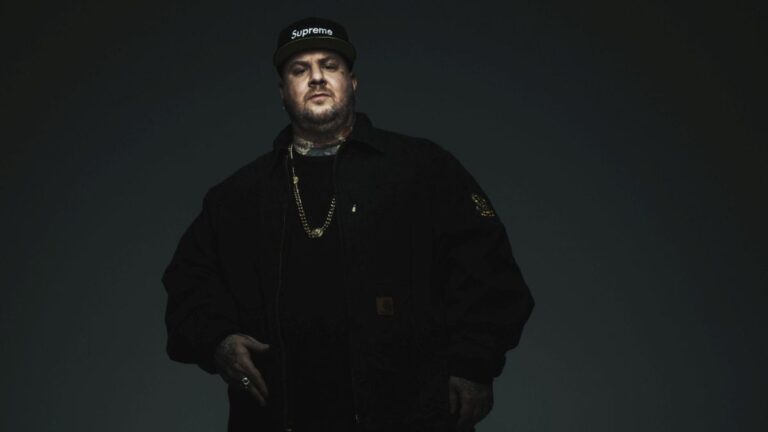 Chi è Jake La Furia? La biografia del rapper - imusicfun