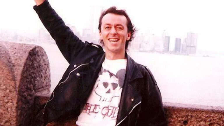 Massimo Riva, una nuova versione di “Sangue Nervoso”, per celebrare il ...