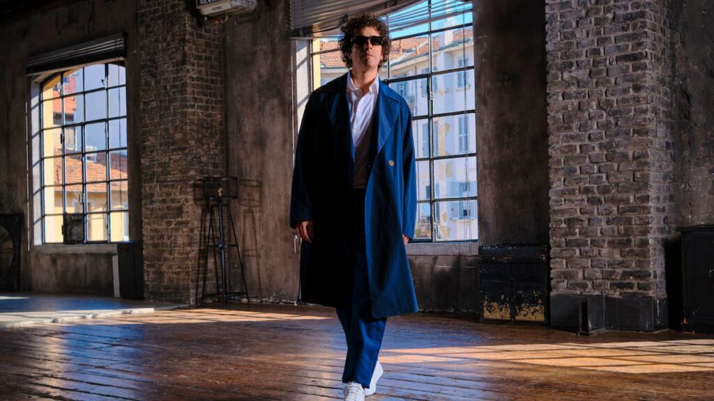 Chi è Eman? La biografia del cantautore - imusicfun