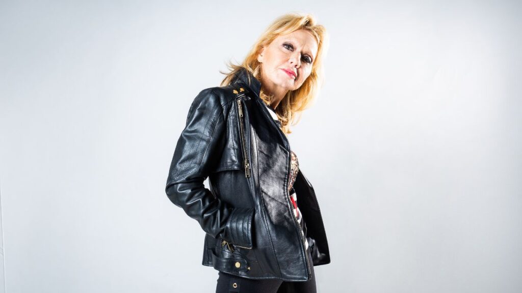 Chi è Rita Pavone? La biografia della cantante - imusicfun