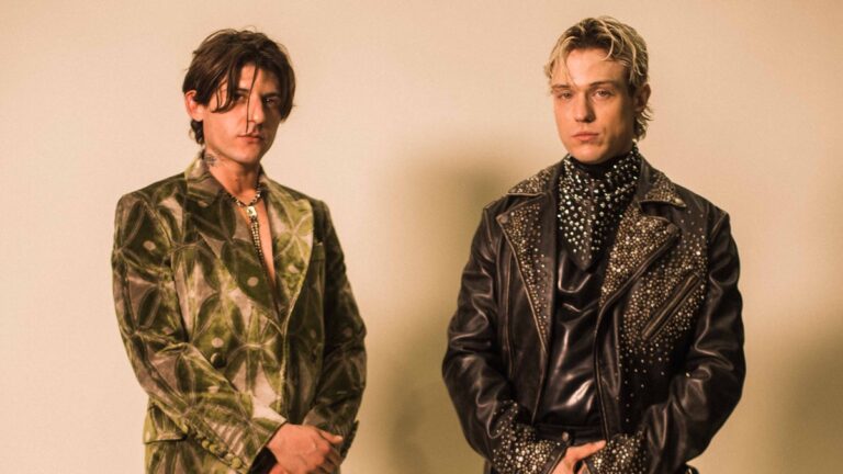 Irama & Rkomi, la data zero del tour e il nuovo singolo “Sulla Pelle ...