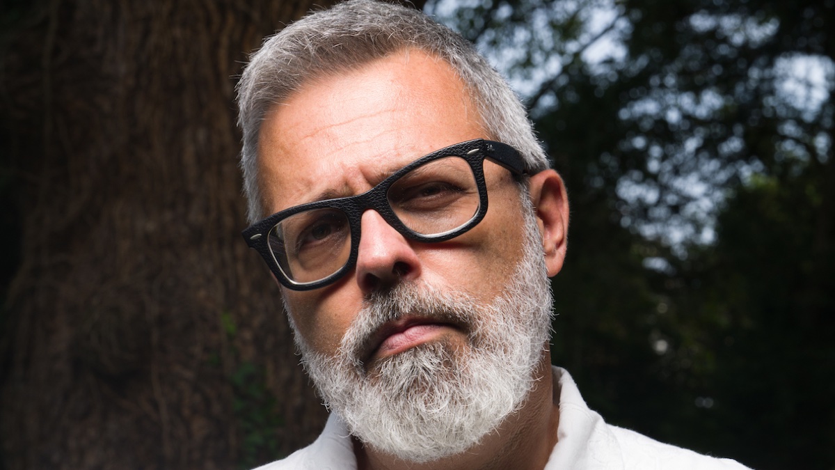 Chi è Frankie hi-nrg mc? La biografia del rapper - imusicfun