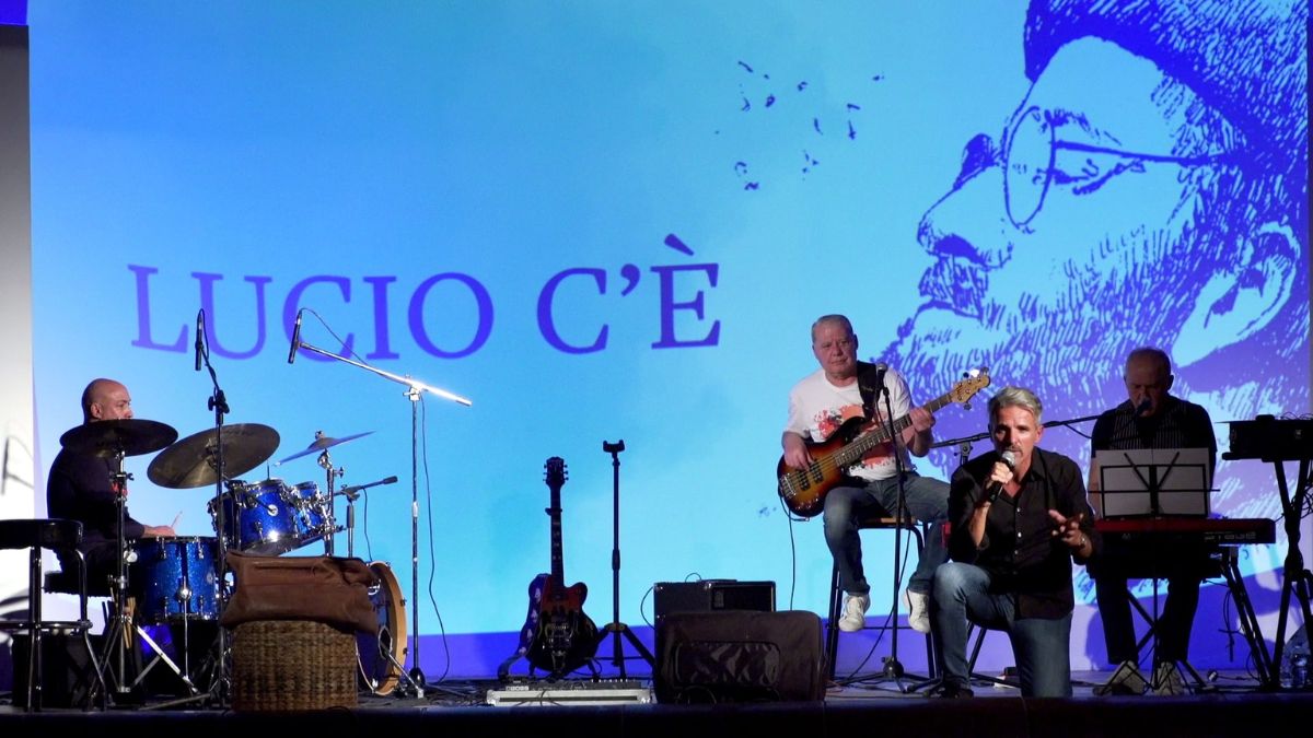 Lucio C’è, lo spettacolo con la regia di Marcello Balestra torna a Milano